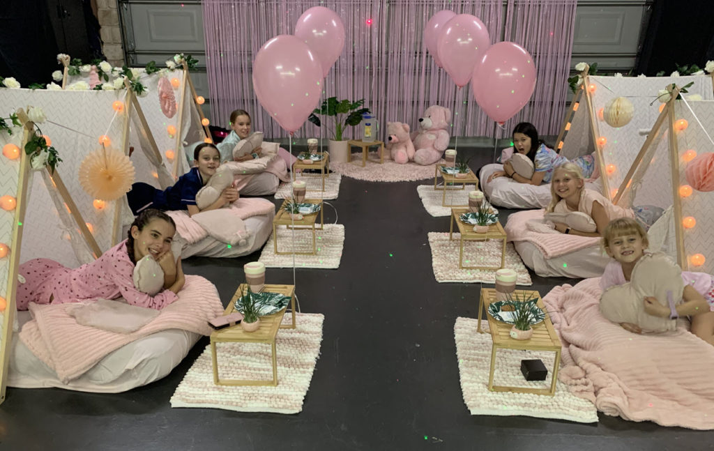 About Glamping Parties – Making Parties Special